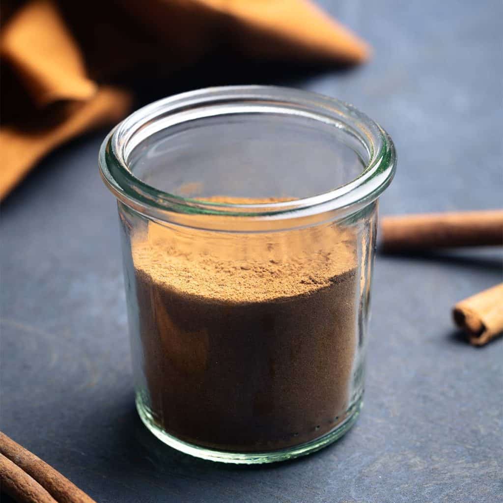 Homemade Christmas Spice Mix - Caroha