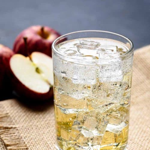 German Apple Spritzer (Apfelschorle) - Caroha